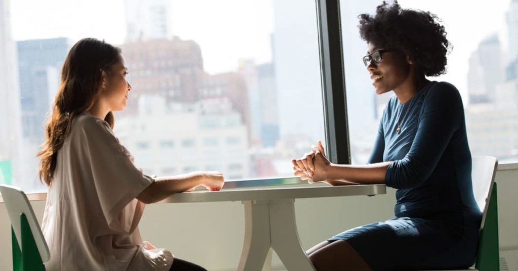 Help in Spanish — 7 Critical Ways to Give and Get Help